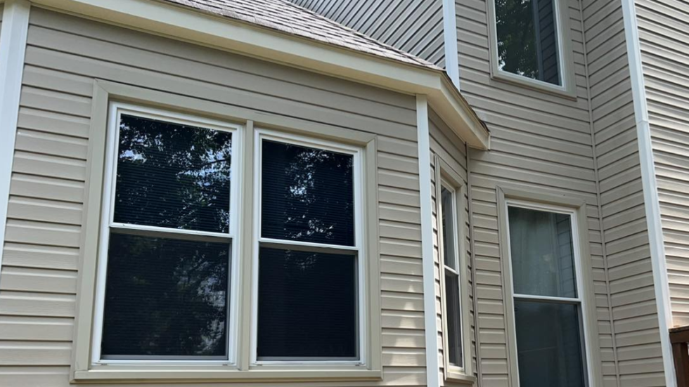 The Dos and Don’ts of Cleaning Double-Pane Windows - Elevation Power ...